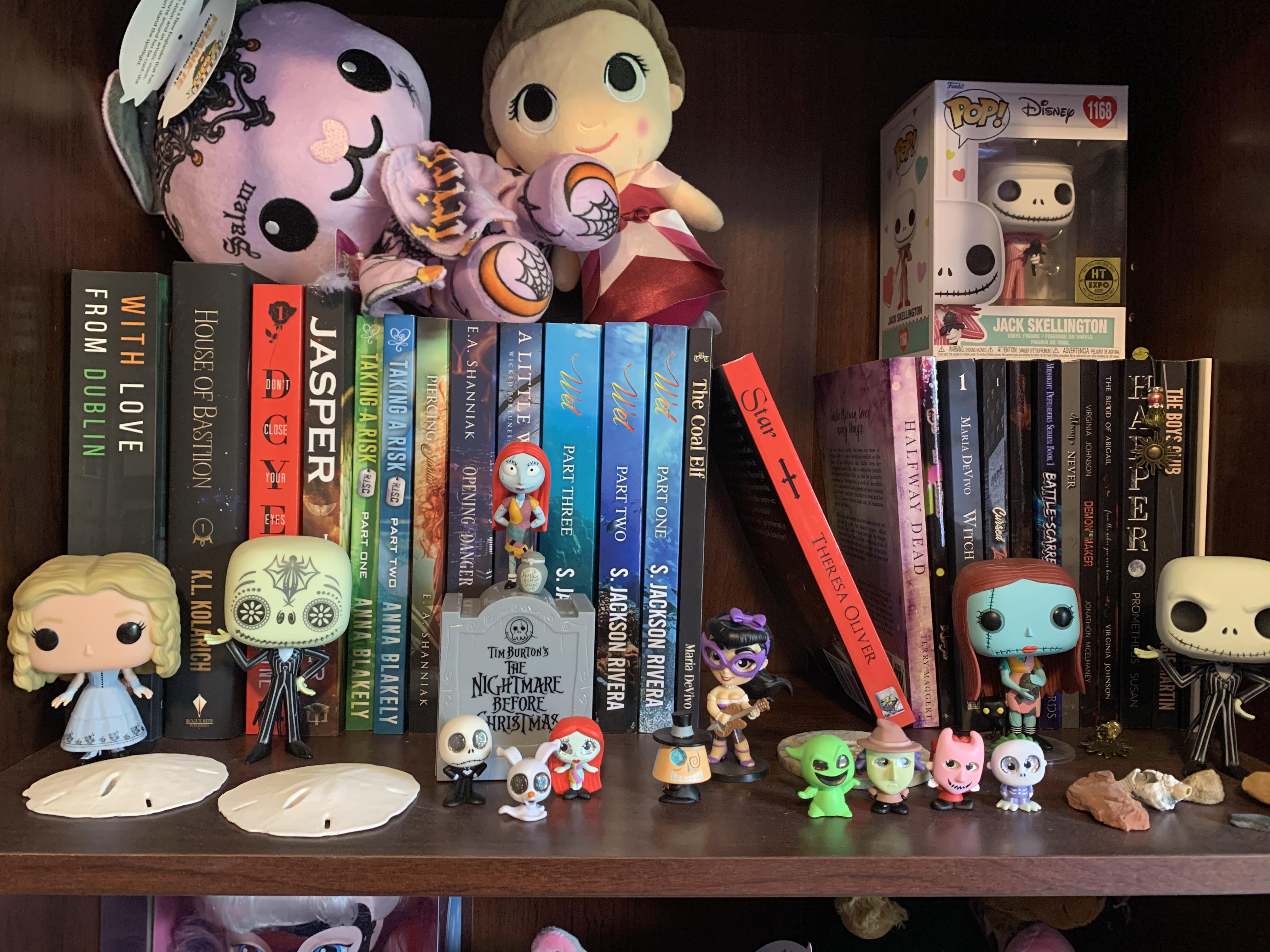 An Author’s Bookshelf – Author Bethany Loughlin-Frost