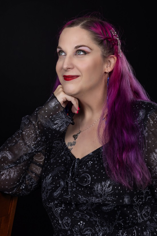 Author Bio – Author Bethany Loughlin-Frost